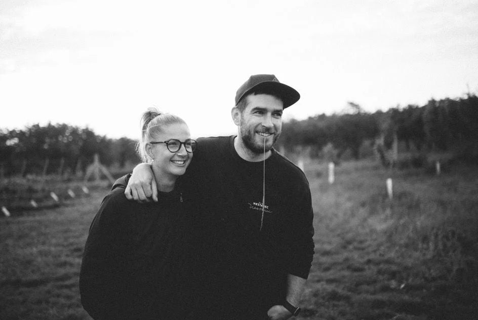 Mira – Grape Witches